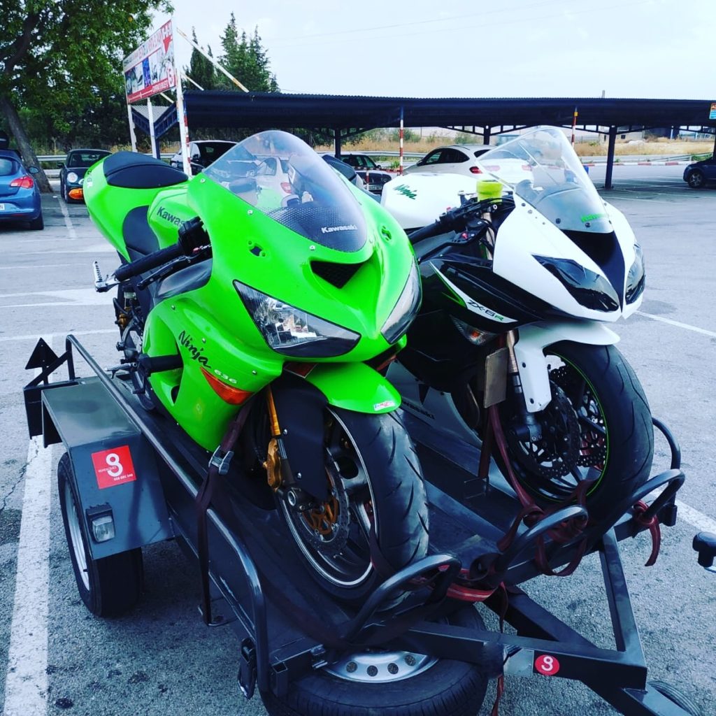 Galería de fotos de Remolque de motos | SevillaRemolques.com